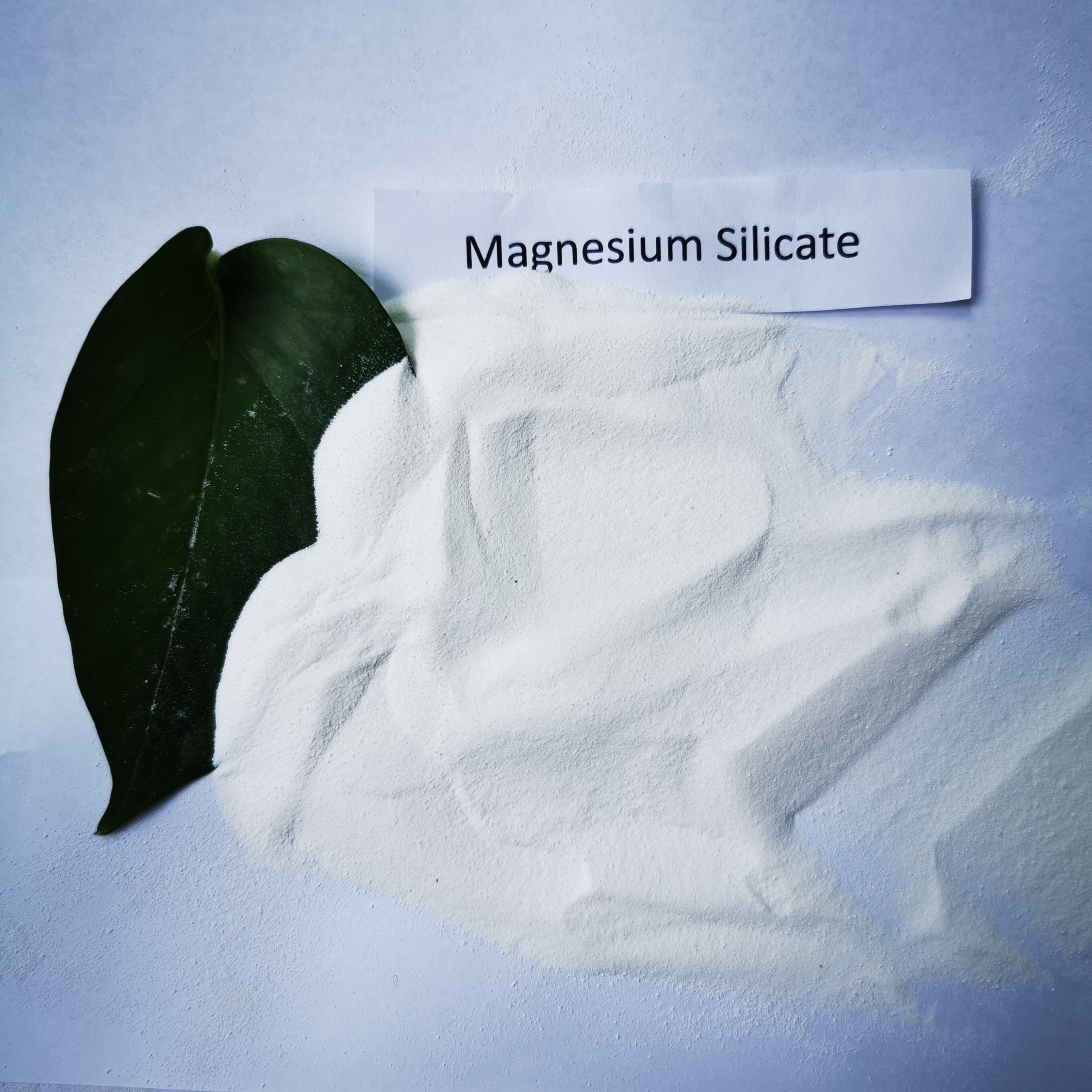 Bubuk putih Magnesium Silicat Adsorbent